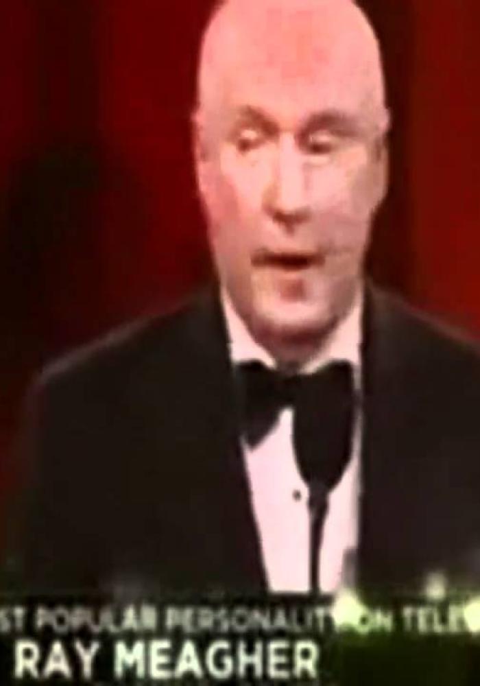 💬 Alf Stewart (Doodleburger)