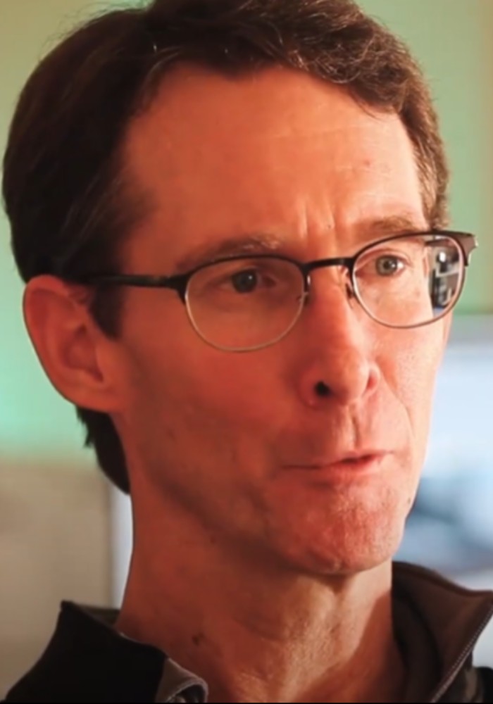 Paul Christie (LitiHolo 3D Hologram KickStarter Scammer - Confidence...