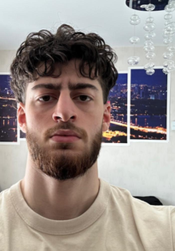 💬 Byilhann (Twitch Streamer)