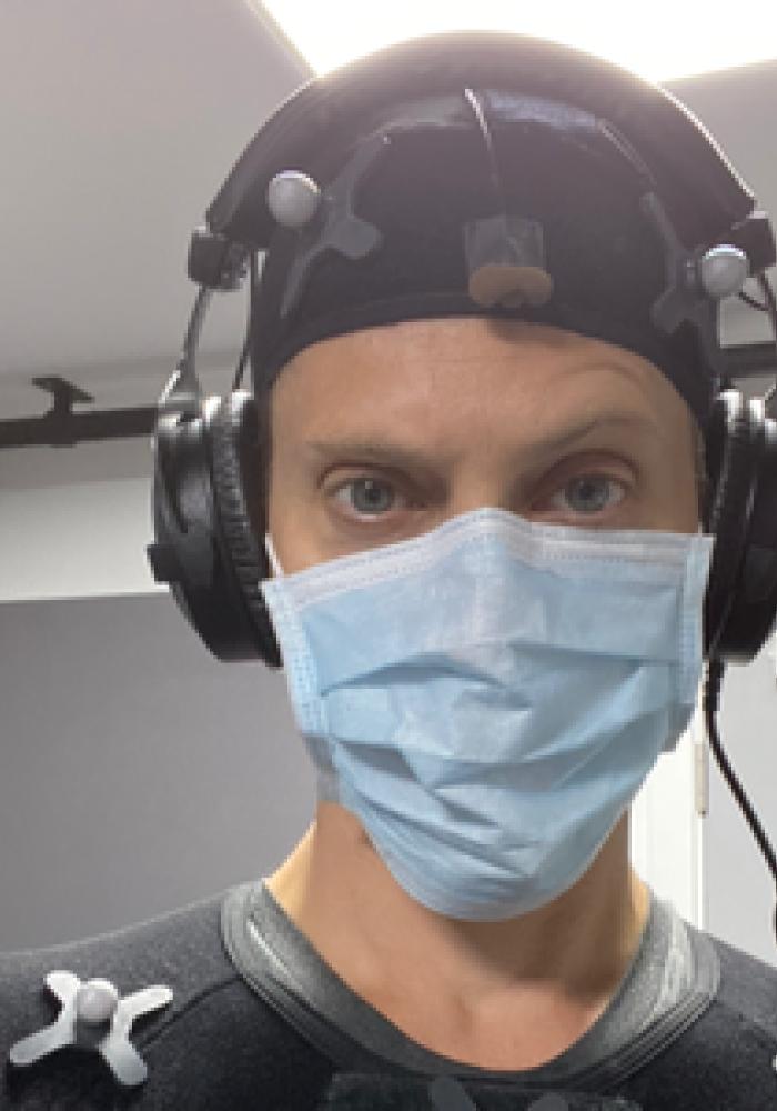 💬 NeilNewbon (Streamer)