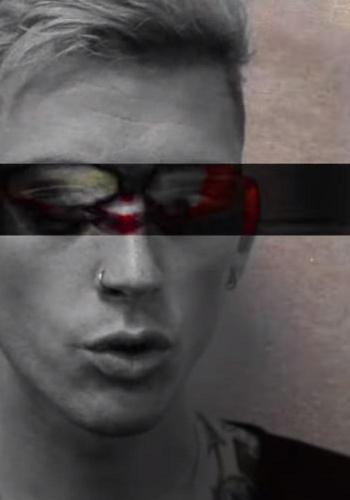 💬 Machine Gun Kelly - LATELY