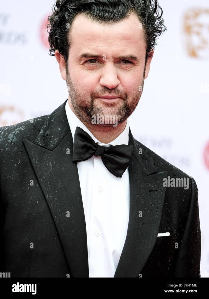 💬 Daniel Mays