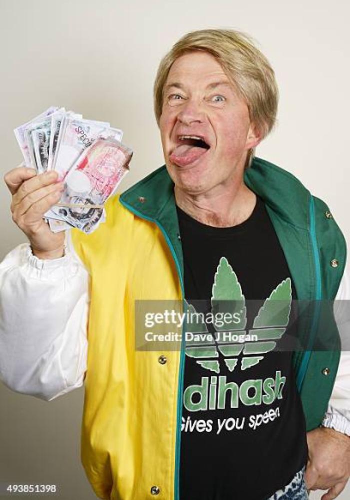 💬 Harry Enfield-Loadsamoney