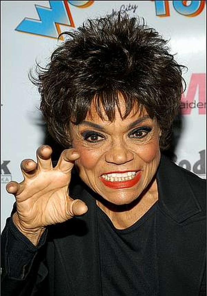 💬 Eartha Soundboard