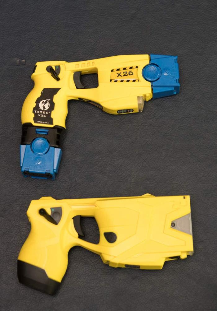 💬 Taser Soundboard
