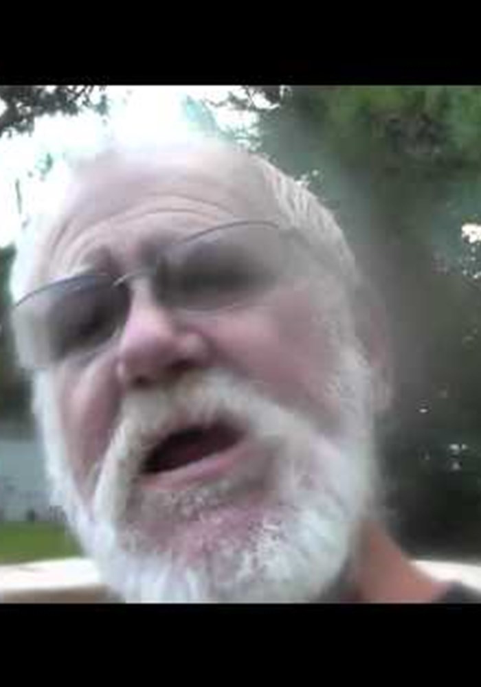 💬 Angry Swedish Grandpa