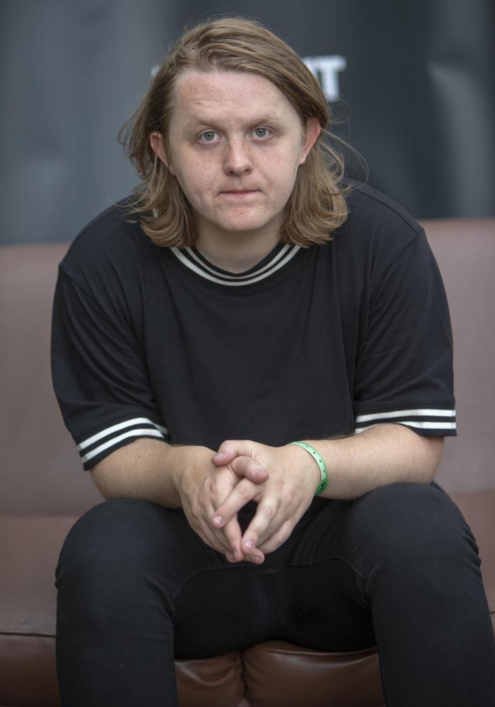 💬 Lewis Capaldi Soundboard
