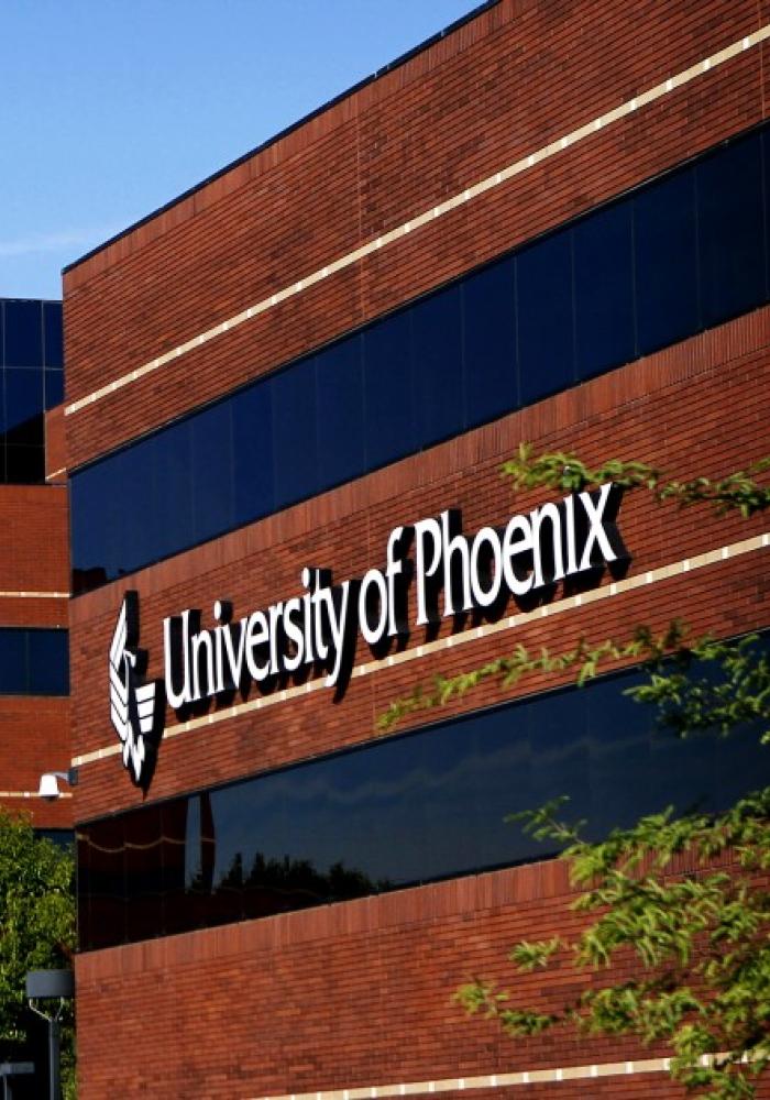 💬 University of Phoenix Soundboard