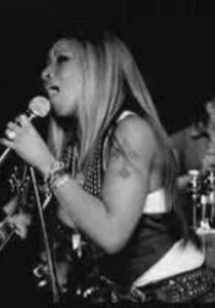 💬 Mary J. Blige, U2 Soundboard
