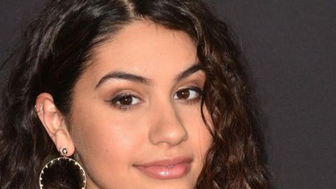 She says "beauty is pain and there's beauty in everything" - Alessia...